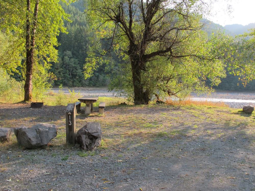 Santiam Flats Campground - Detroit Lake, Oregon
