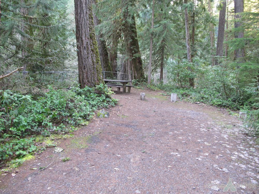 Whispering Falls Campground - Detroit Ranger District, Santiam Oregon